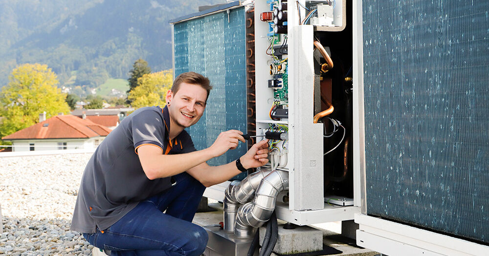 STELLENAUSSCHREIBUNG Servicetechniker - Inhaus Handels GmbH